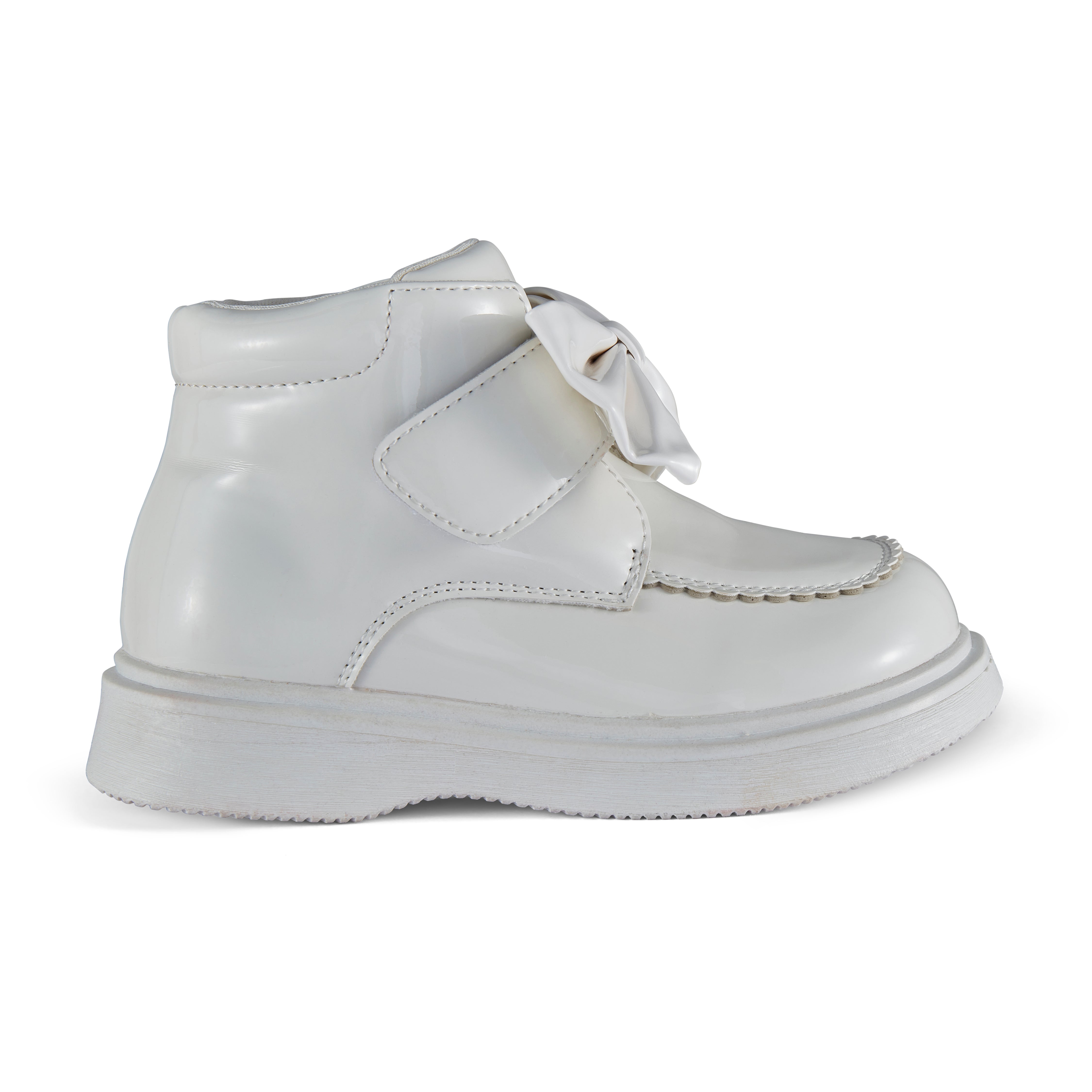 White Bowe Boots – Picture Book Fashion